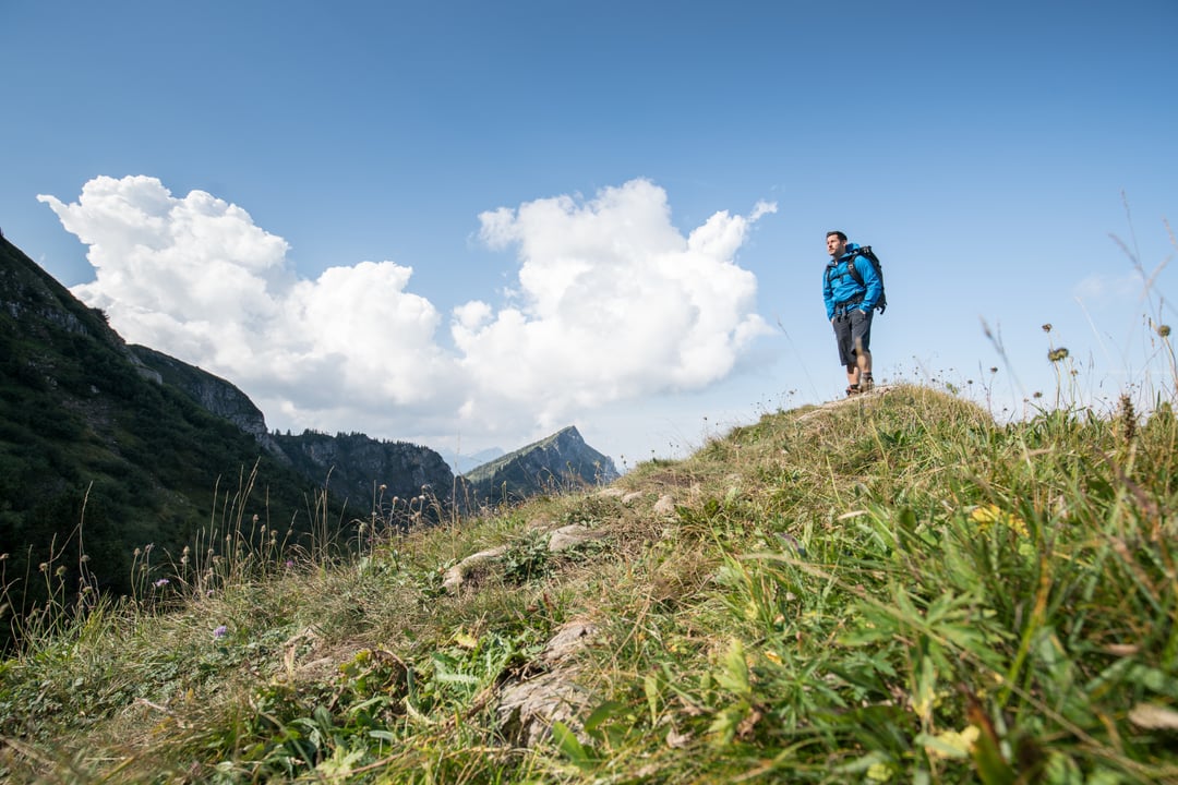 Ordesa y Monte Perdido Hiking Guide - Pyrenees Hut to Hut Hiking